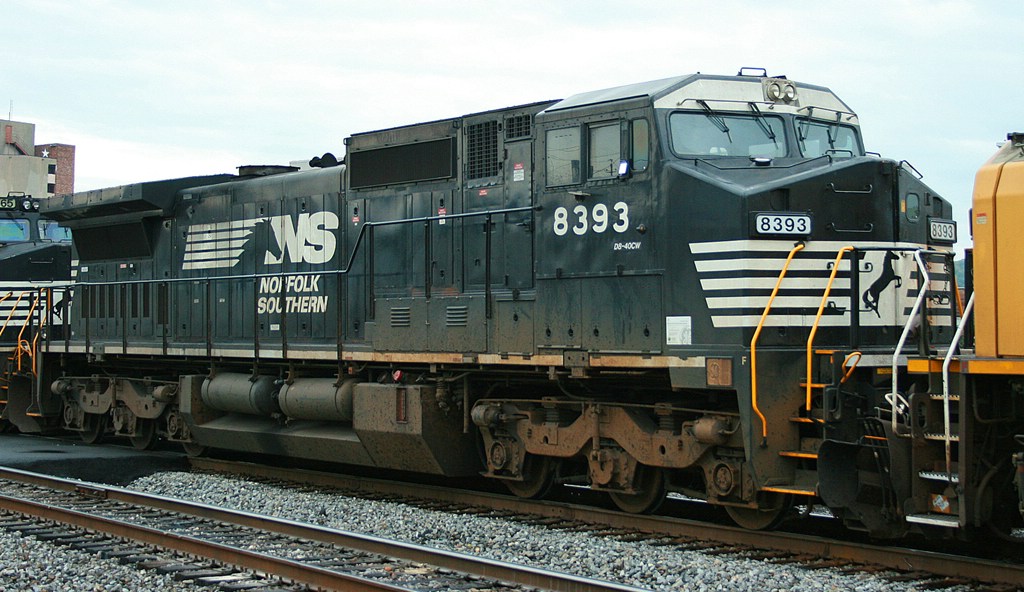 NS 8393